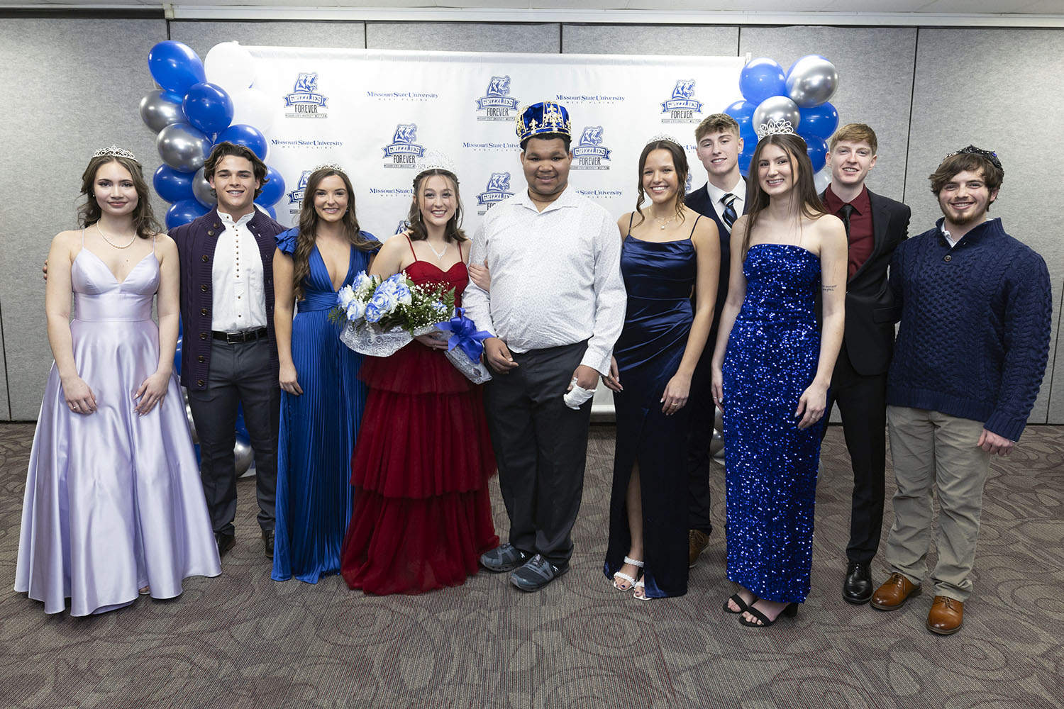 Wiehe, Webster crowned 2024 Grizzly Homecoming Queen, King - News ...